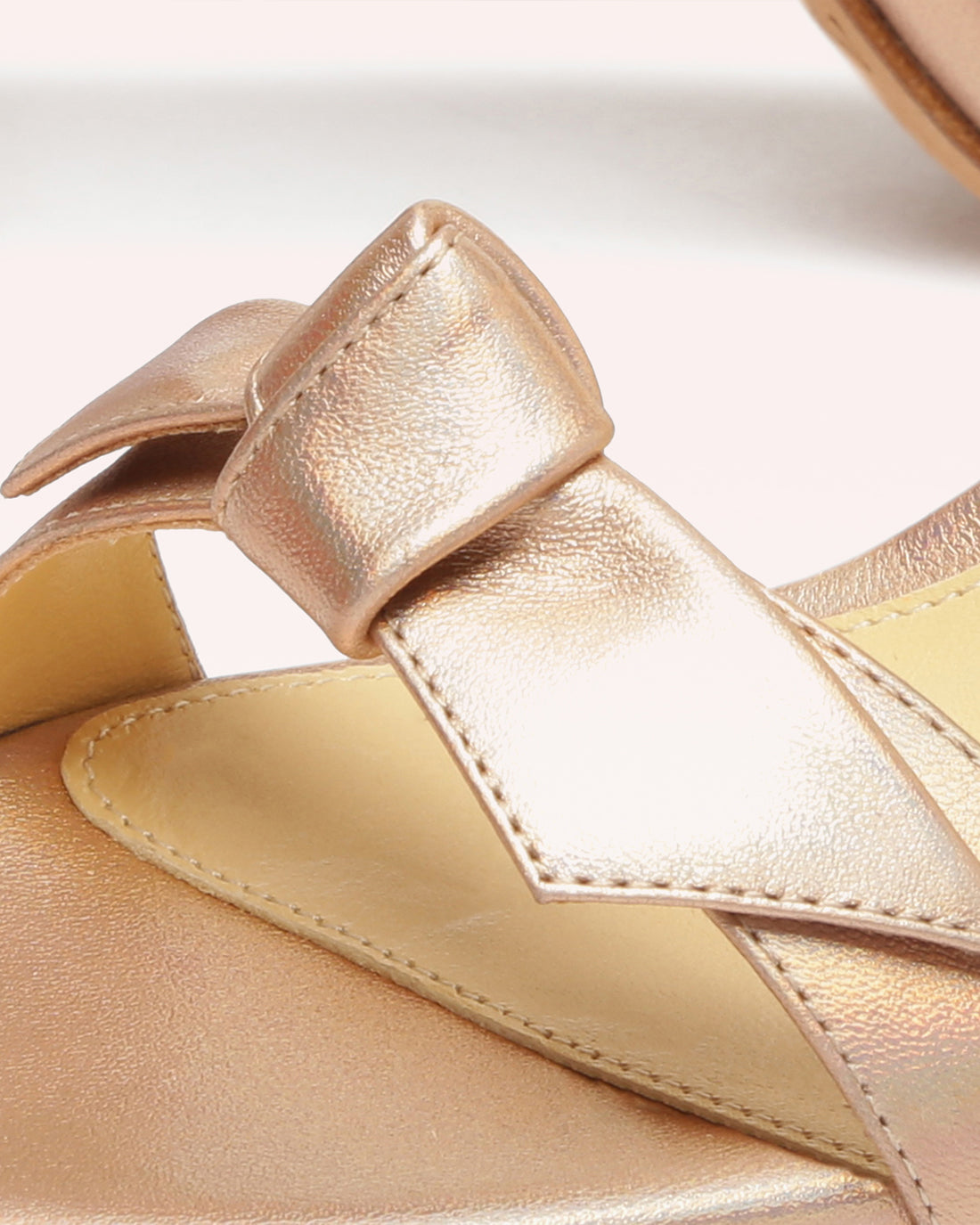 Alexandre Birman Clarita Block 90 Metallic Champagne - Gold Heels